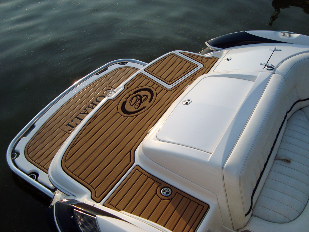 Faux Teak SeaDek on a Cobalt 240 SD - SeaDek
