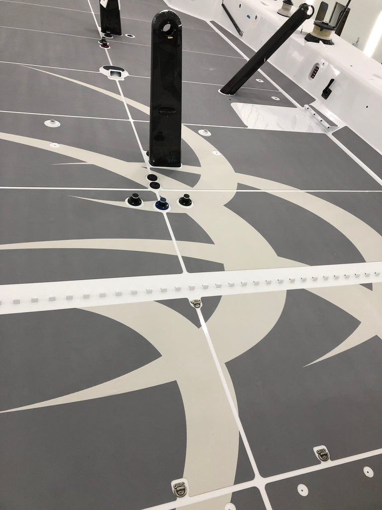 SeaDek Install - Vesper Maxi 72 - SeaDek