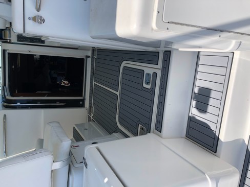 Custom SeaDek in a Pursuit 3400 - SeaDek