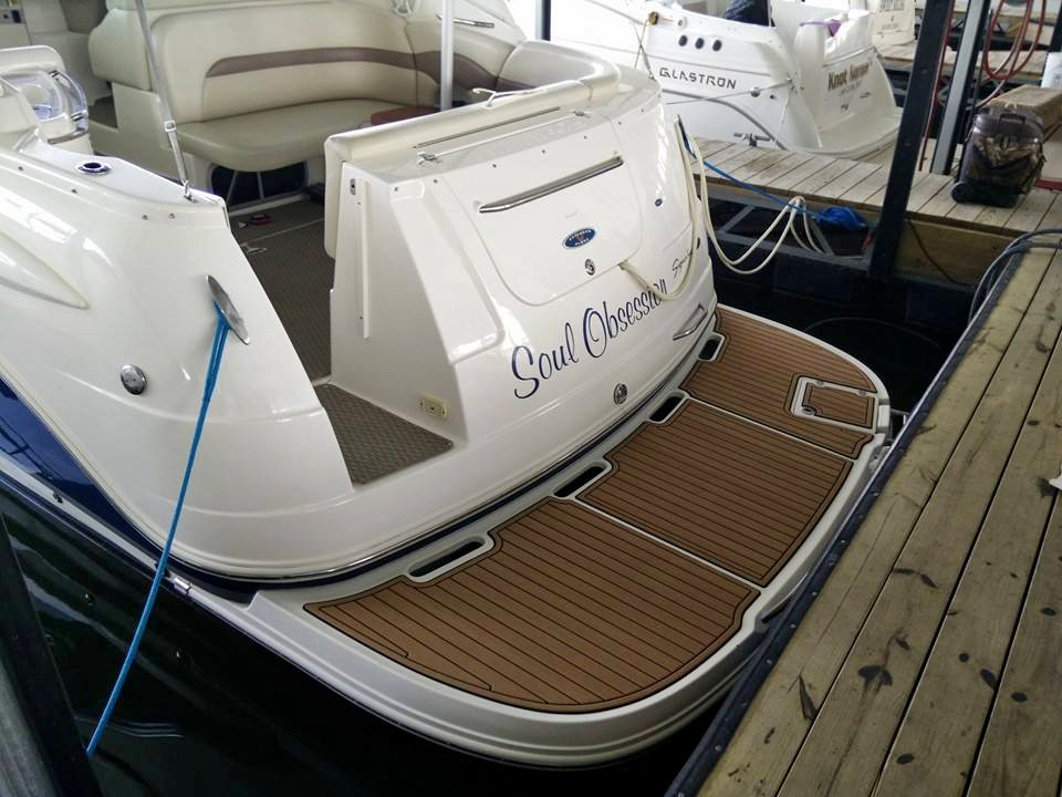 Chaparral 310 Signature Swim Platform Pad - SeaDek