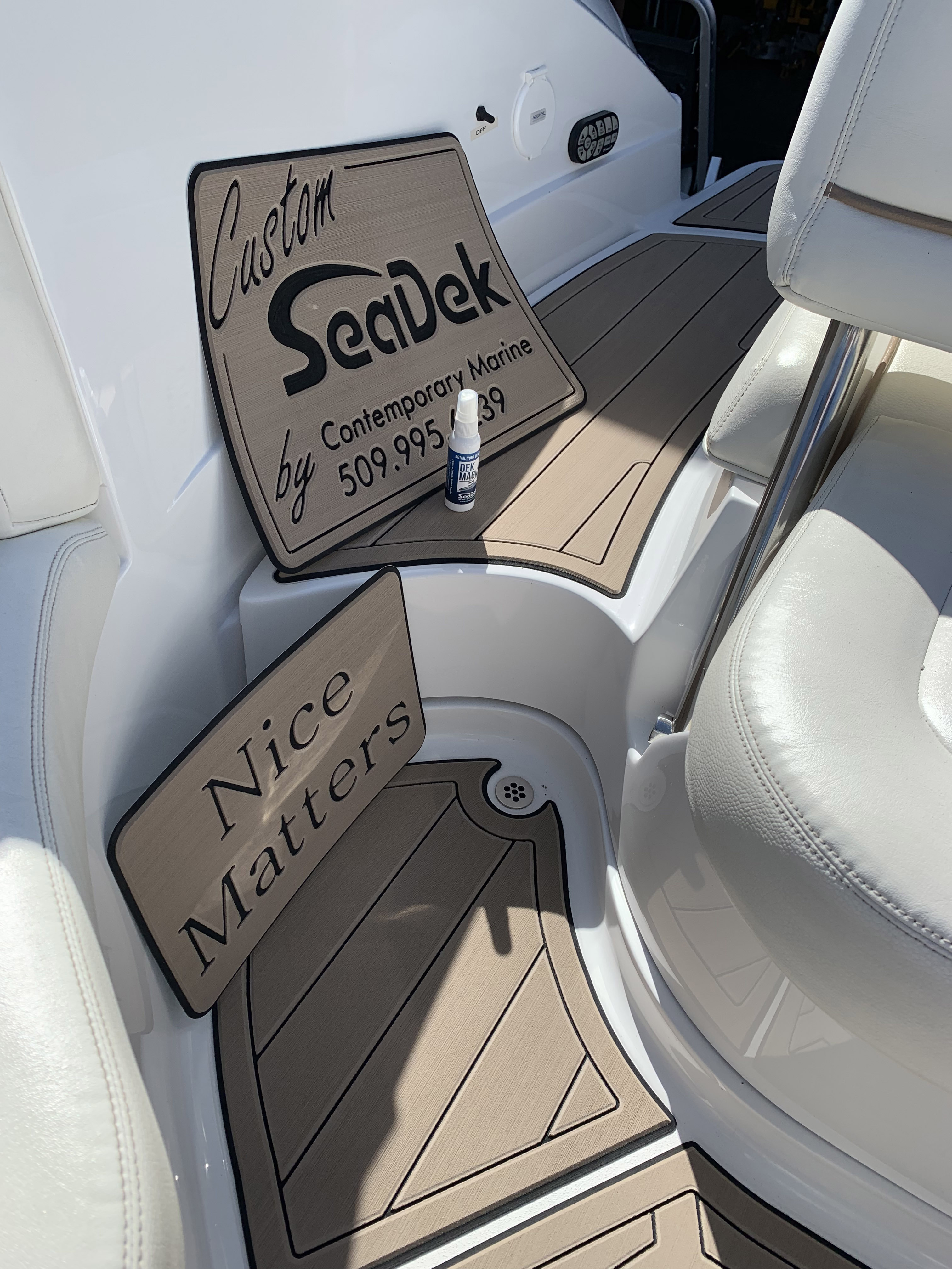 Custom SeaDek on a Cobalt 232 - SeaDek